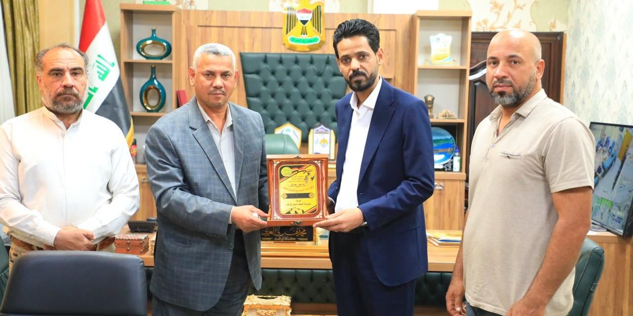 محافظ ذي قار يوجه بتشييد مبنى موحد للوقفين الشيعي والسني في الناصرية
